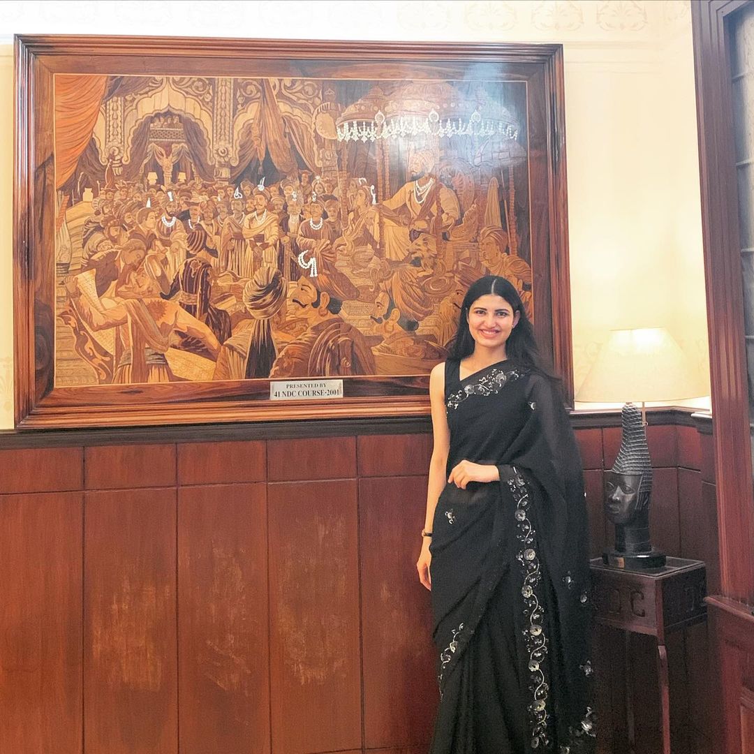 IAS Aishwarya Sheoran : मॉडल बनकर किया मां का सपना पूरा फिर यूपीएससी ...