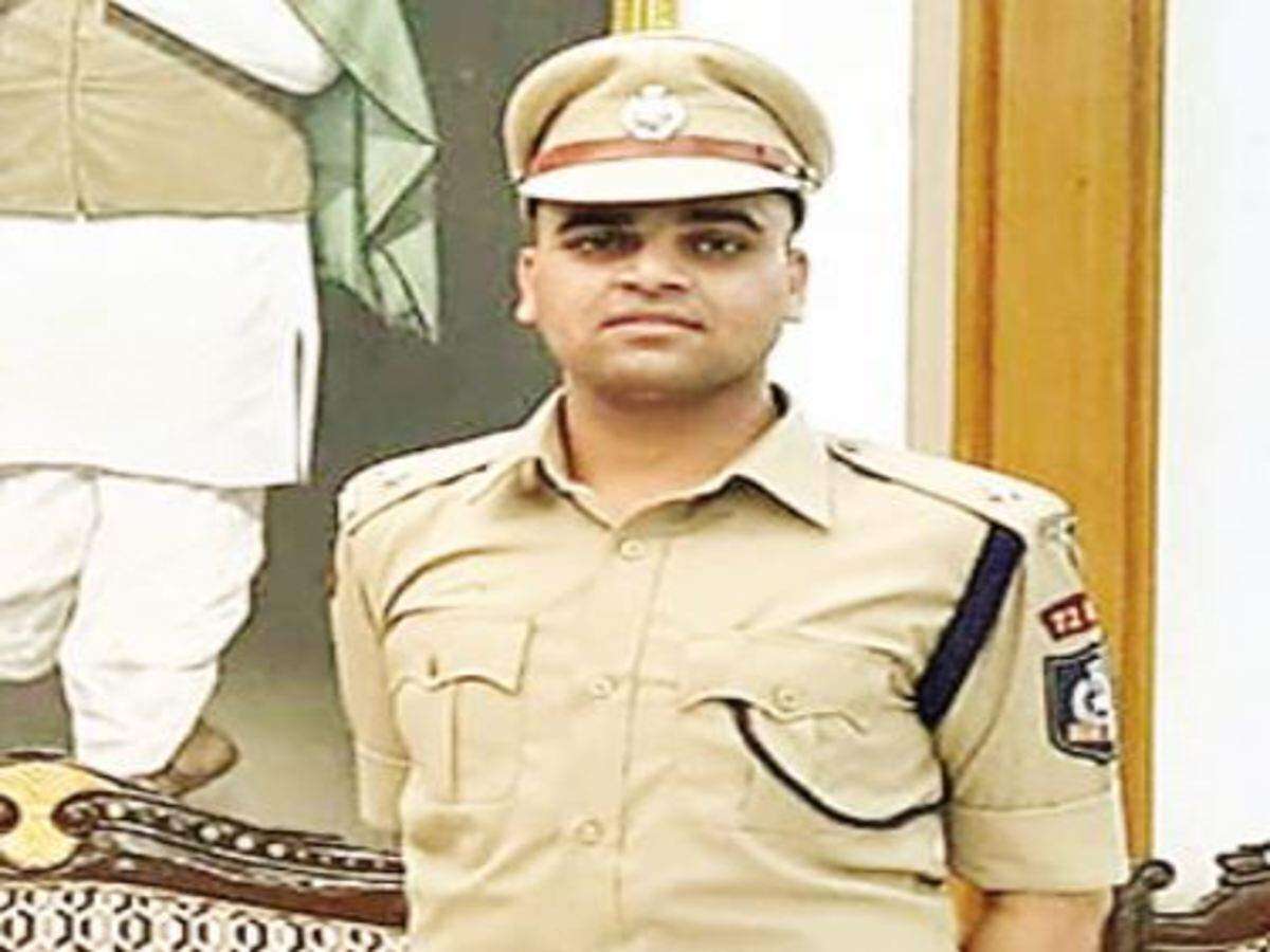 Ajay jain ias : सरकारी स्कूल से पढ़ाई कर 2 बार पास की upsc परीक्षा ...